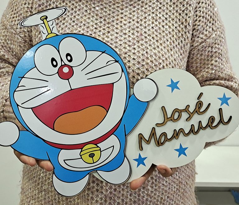 Letrero madera Doraemon – Camaleón Print