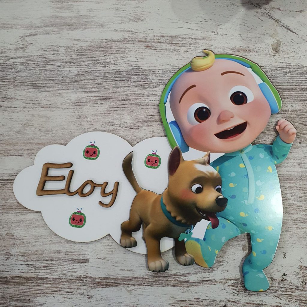 Letrero madera Cocomelon – Camaleón Print